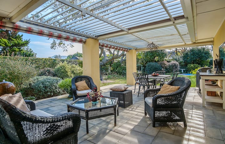 Suburban Oasis - Cape Town