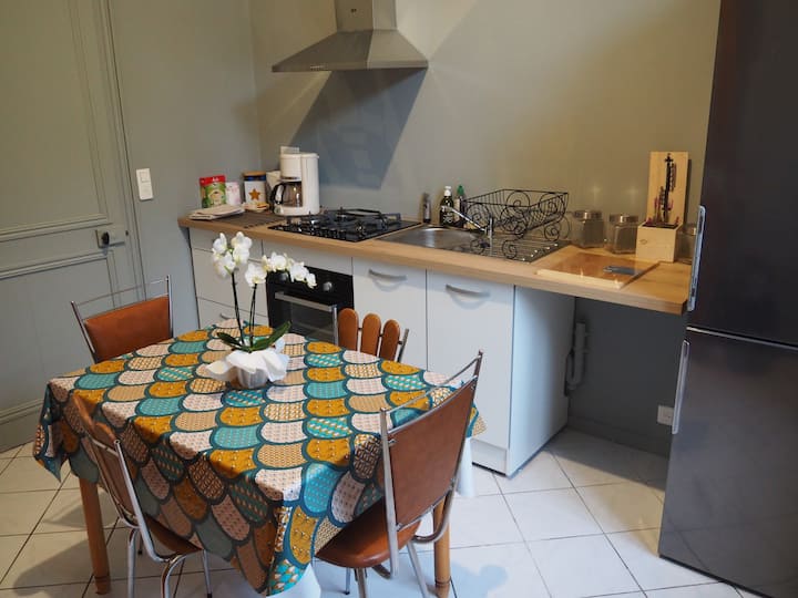 Chambre Privative Avec Sdb Et Cuisine . - Flers