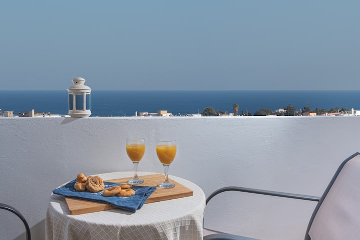Top Sea Views, Min. To Old Town Rhodes:azure Suite - Rodi