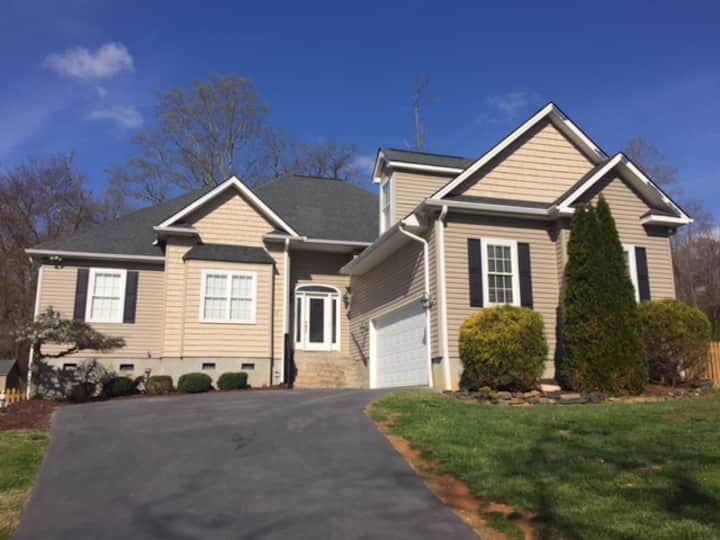 Super-host, 10 Minutes To Downtown And Biltmore! - Asheville, NC