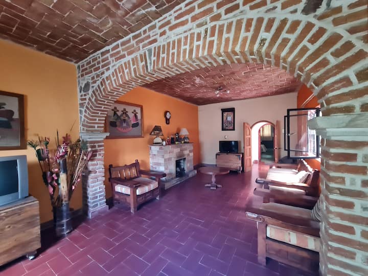 Conoce Guanajuato, Lindo Y Seguro - Guanajuato