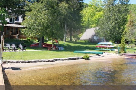 Fourth Lake Vacation Rentals & Homes - New York, United States | Airbnb