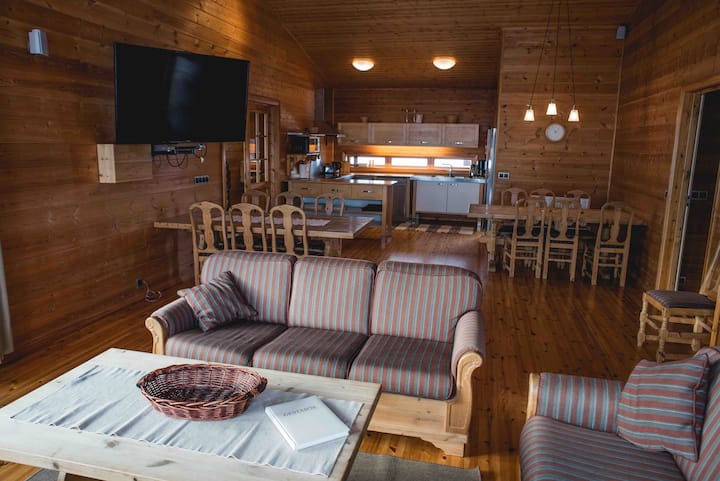 Seglbúðir - Exclusive Villa By The River Bank - Islande