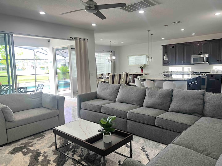 Cars Themed Suite Just 15 Mins From Disney - Kissimmee, FL