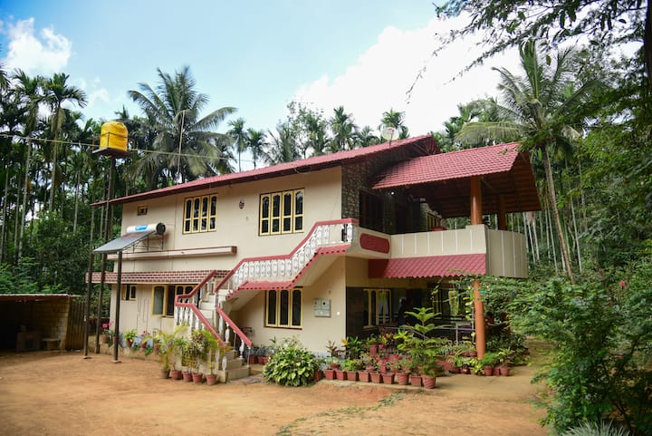 Coorg - Private Bungalow Homestay - Kodagu