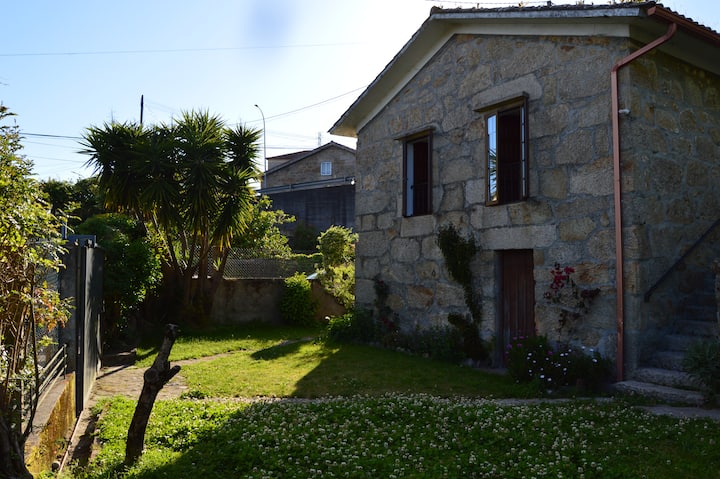A Fragua De Moisés. Casa Rural, Playa Y Montaña. - Nigrán
