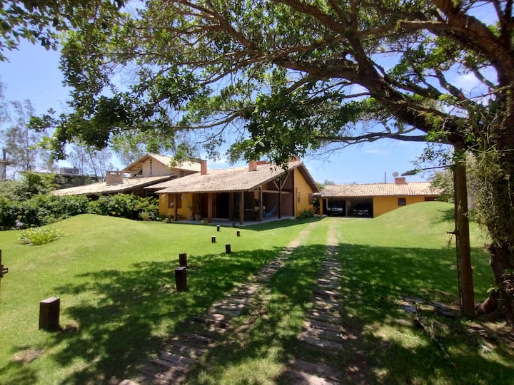 Casa Em Garopaba - Praia Da Barra - 100m Da Praia - Garopaba