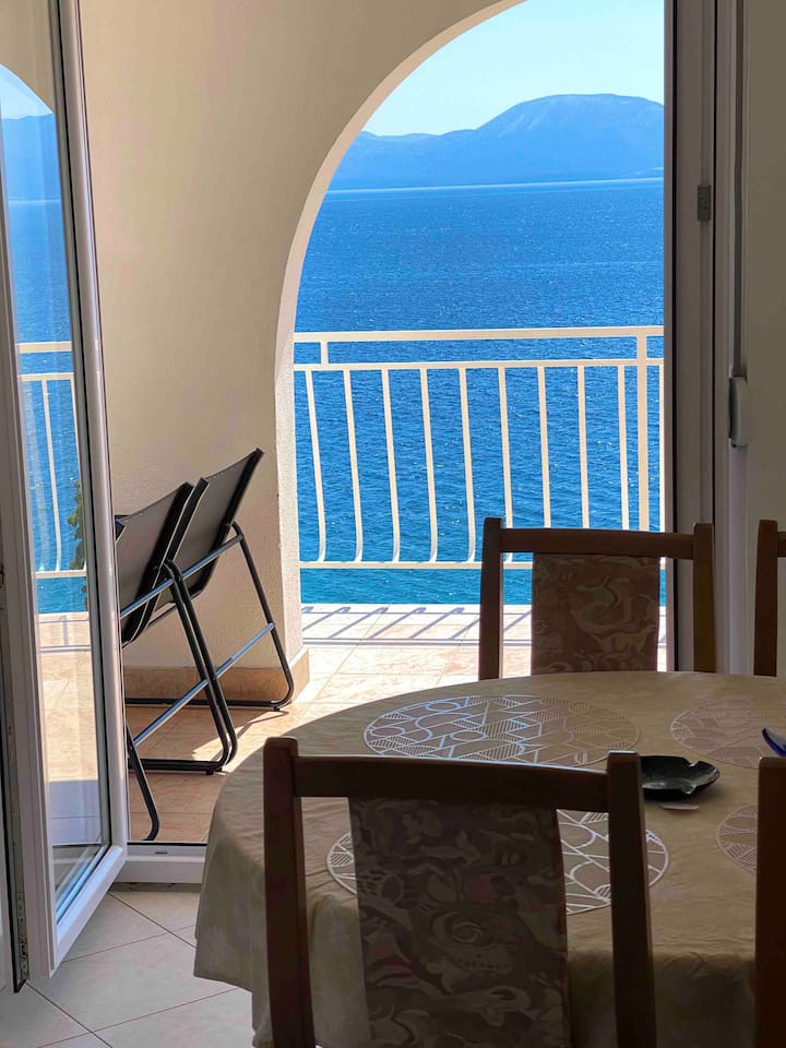 Apartman Royal View 3 - Brist