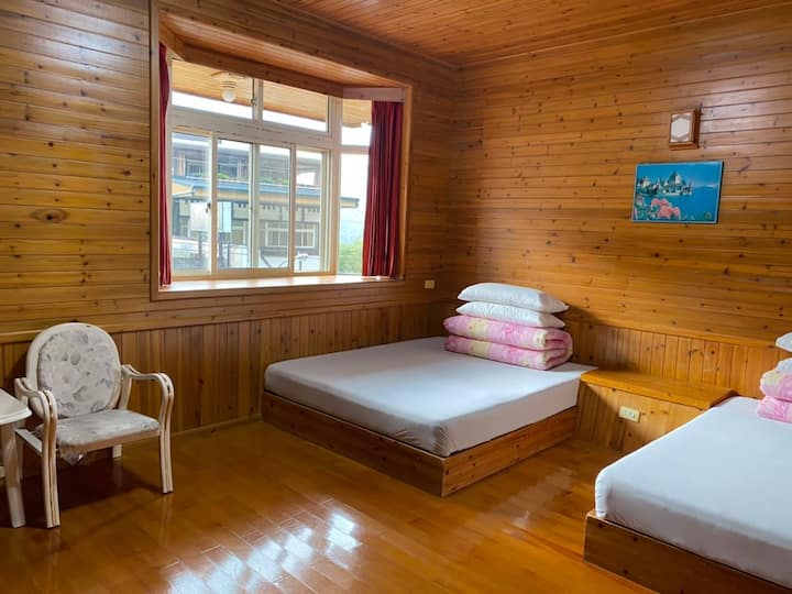 鄰近溪頭森林遊樂區、雙人山景套房(附早餐、歡迎品茶) - Taiwan