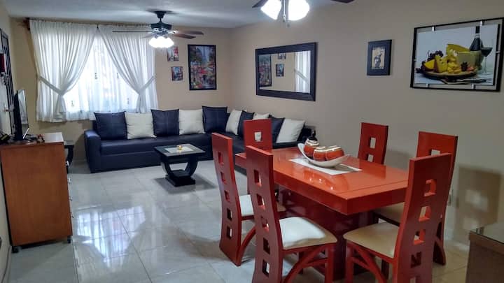 Confortable Casa Para Familias - Guadalajara