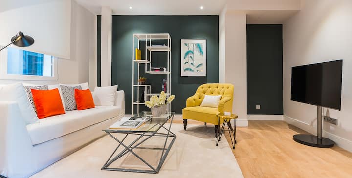 Homeclub | Exclusive Flat In Front Of Retiro Park - Madrid