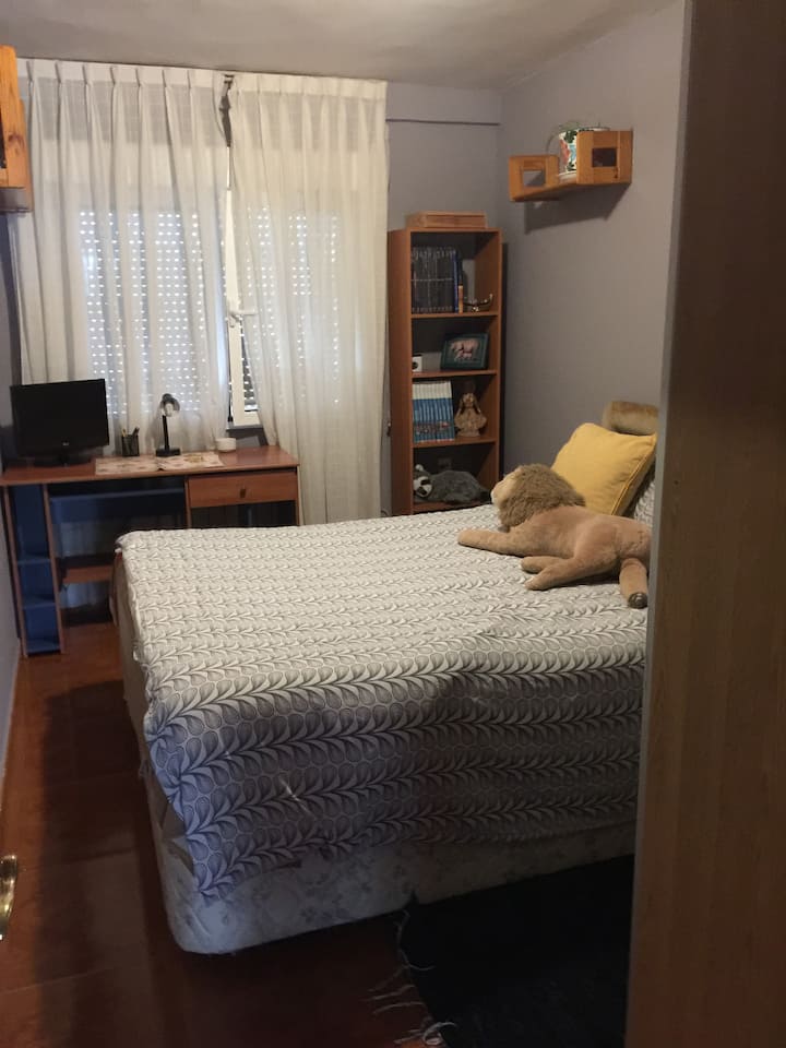 Habitación En Oviedo - Asturies