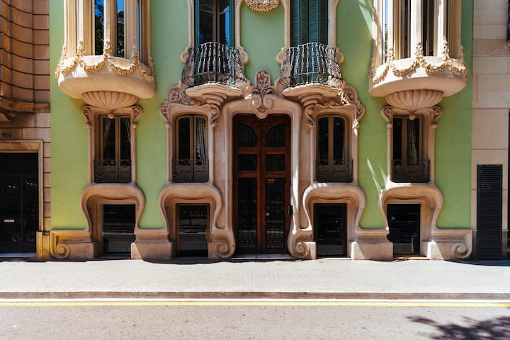 Tsa Gran Via | 5 Bed Apartment - Santa Coloma de Gramenet