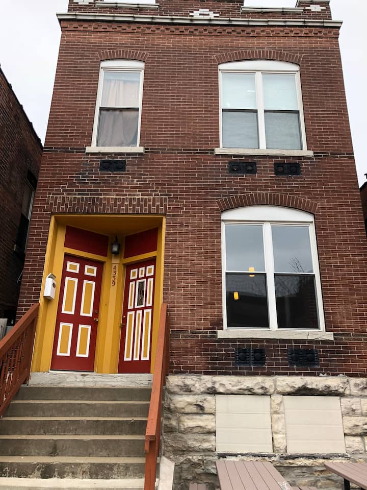 The Grove Lodge - St. Louis, MO