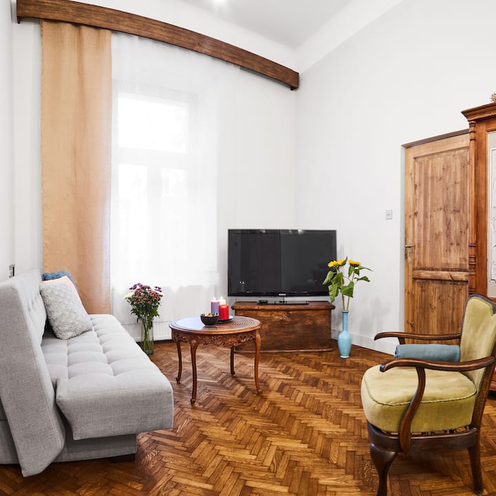 Househost Apartment: Józefa Dietla Street - Krakow
