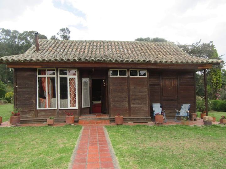 Beautiful Little Chalet For 5 Guests - Chía