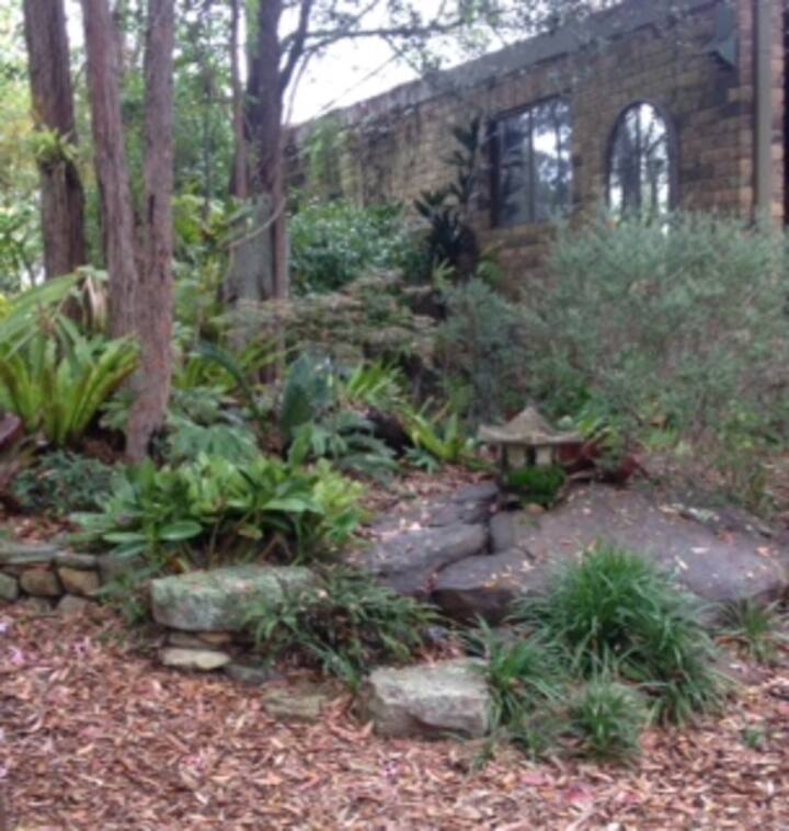 Winmalee Hideaway On 3 Bush Acres - Springwood