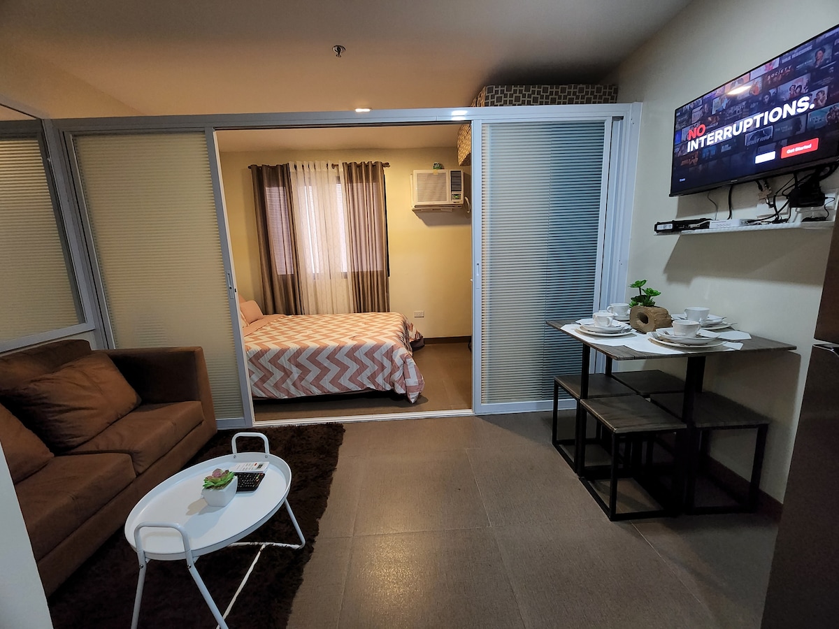 Fully Furnished Condo beside SM CDO Uptown - Condominiums for Rent in ...