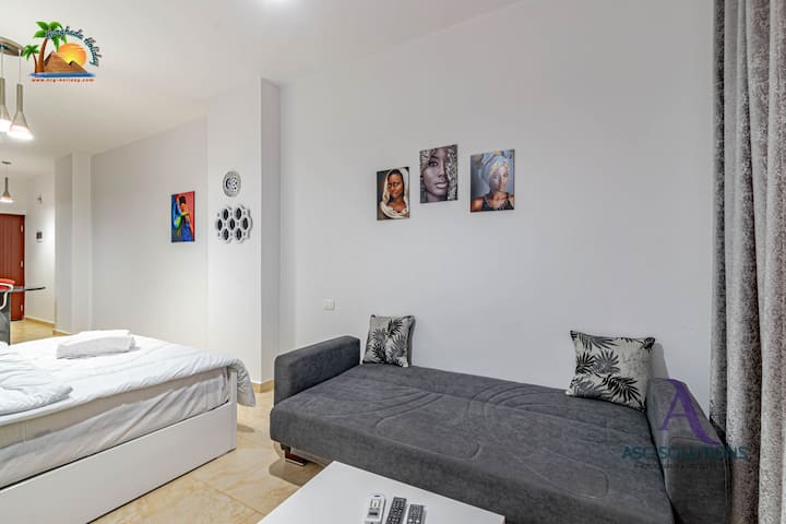 Luxury New Studio With Private Beach Pool Level - Hurgada