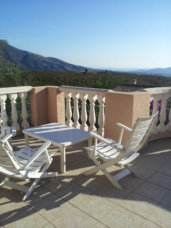 Villa à 15 Min D'ajaccio - Córsega