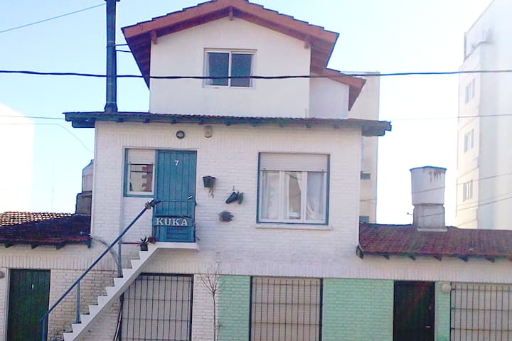 Casa " Kuka" Con Vista Al Mar, En P - Villa Gesell