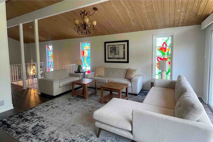 Beautiful Home In Corona Del Mar - Newport Beach, CA