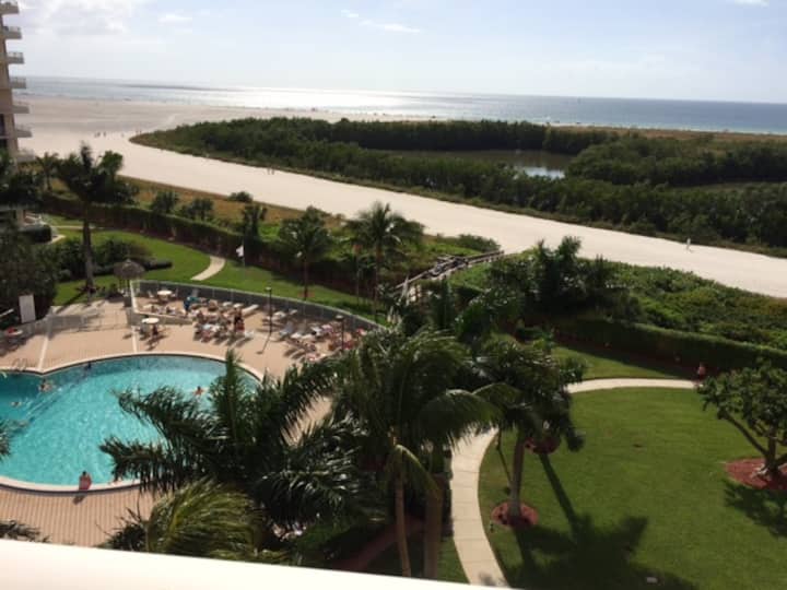 "Newly Renovated" Gorgeous Designer Beach Condo! - Marco Island, FL