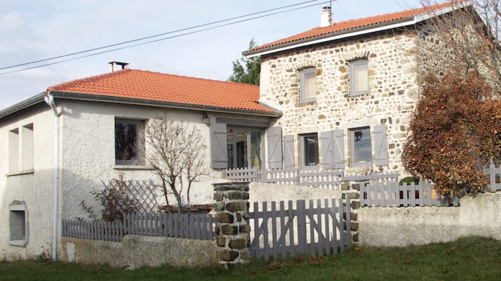 Maison à Louer à La Semaine. - Haute-Loire