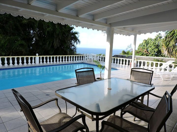 Beautiful 4 Bedroom 3 Bathroom Villa With Pool - Montserrat