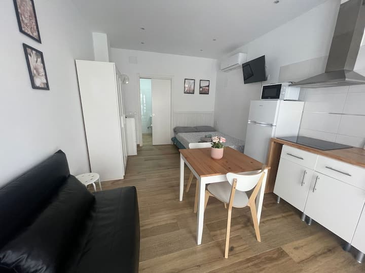 Acogedor Estudio Junto Al Cabanyal Y Av Puerto 7 - Valencia
