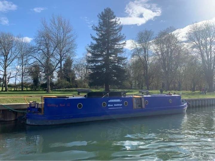 Cosy Narrowboat Stay In Central Abingdon - Didcot