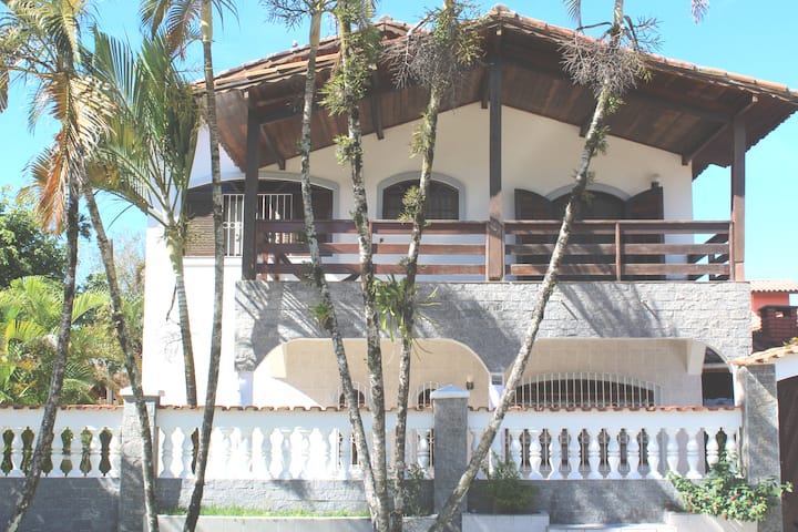 Casa Com Piscina Aquecida A 200 M Da Praia Berioga - Bertioga