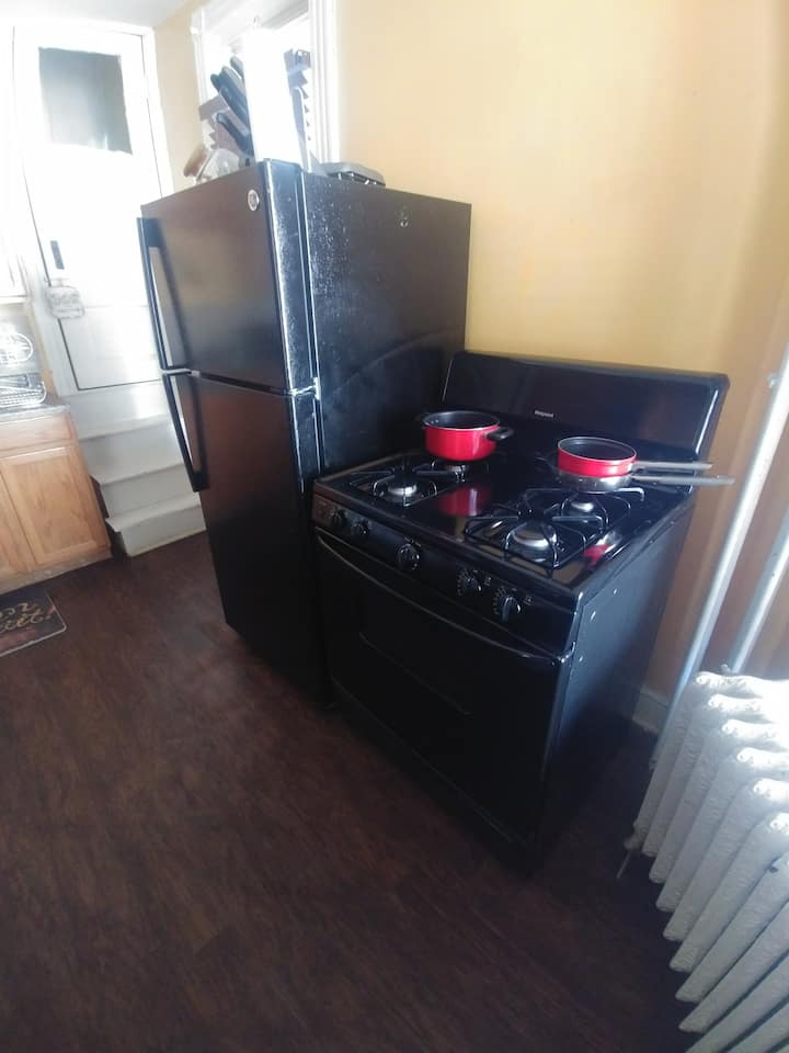 Charles Village - 1 Bedroom- 1st Flr. - Parkville, MD