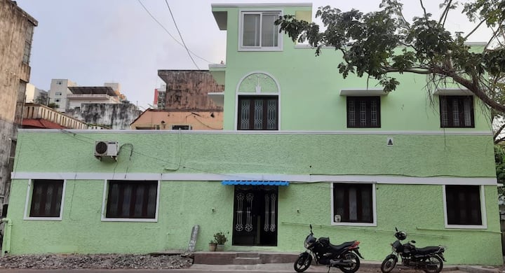 Fully Furnished Bedroom Kitchen - Chennai