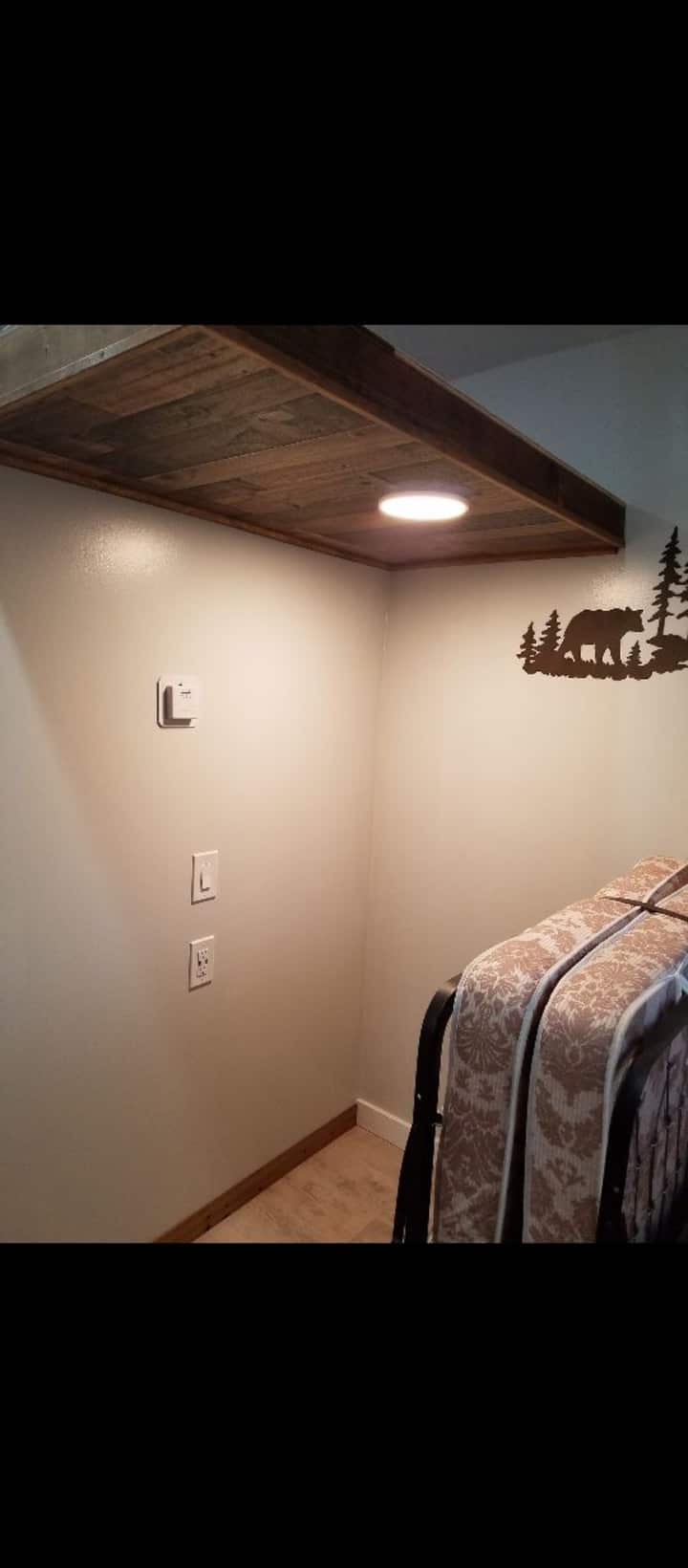 Bears Den - Sterling, AK