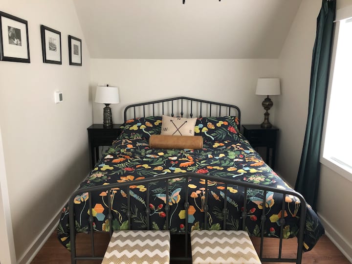 Carriage House Loft In Old Town-walk To Breweries! - Fort Collins, CO