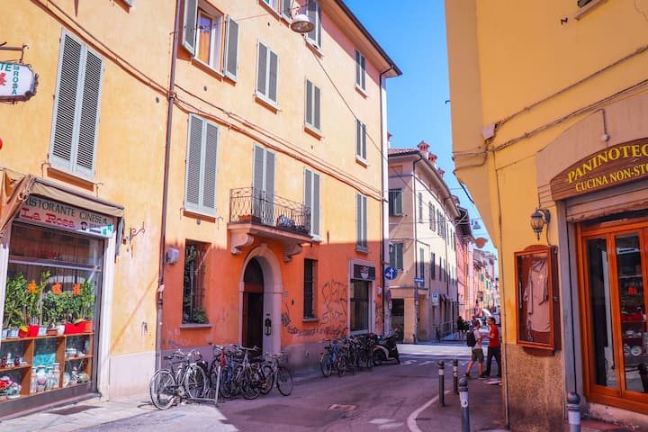 Juli's Guest House Bologna Centro Storico - Bologne