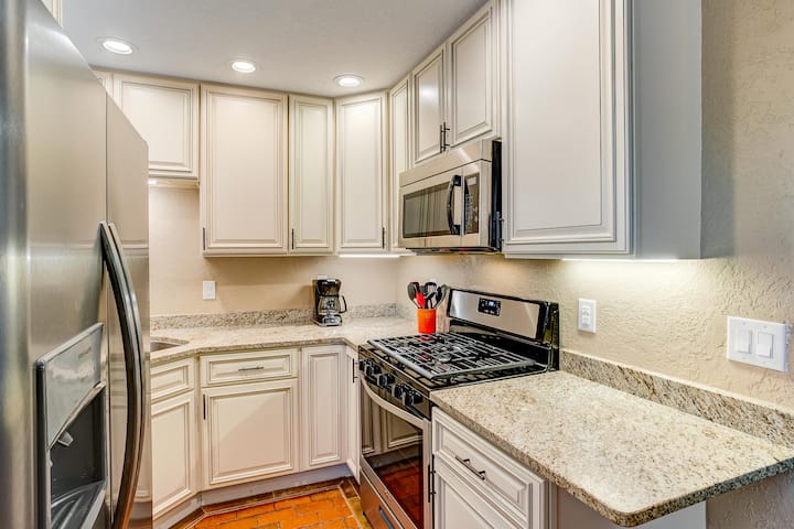 Casa Familia: Quiet, Great Wifi, Entire Property - Santa Fe, NM