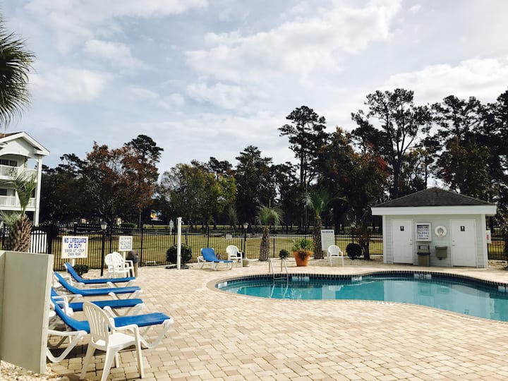 Beautiful, Spacious Condo In The Center Of Mb - Myrtle Beach, SC