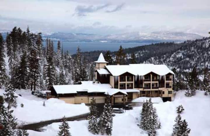 Ski In/out Eagles Nest Lodge-studio/4- A - 게노아