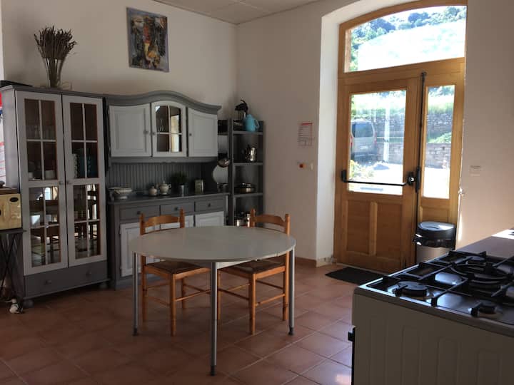 Chambre Privée, Gîte D'étape Lou Castellou De Dio - Lodève