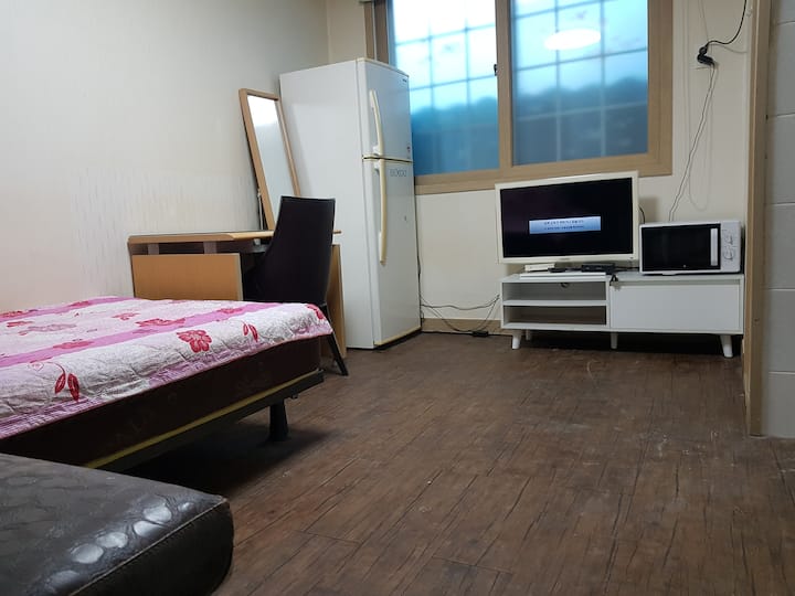 Intire Apt 104 With A Room For Longstay Nearsubway - South Korea