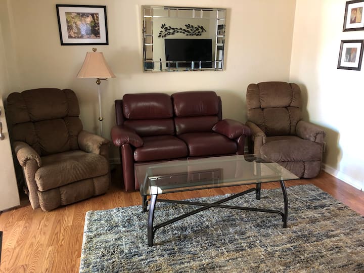 Private Cottage Near Downtown Chico - Butte County, CA
