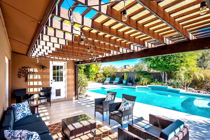 **Scottsdale Home / Pool & Patio / Near Old Town** - Taliesin West
