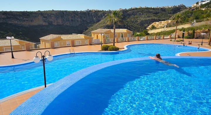 Sunny, Family Friendly Apartment - Benitachell