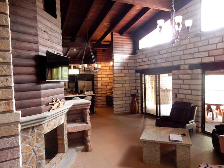 Quinta Rey Countryside Lodge In Zambrano - Honduras