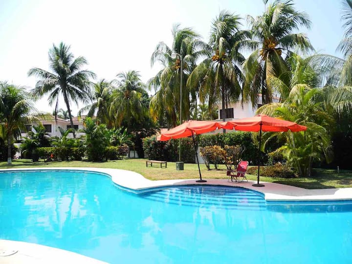 Don Koka Beach House - Puerto San José