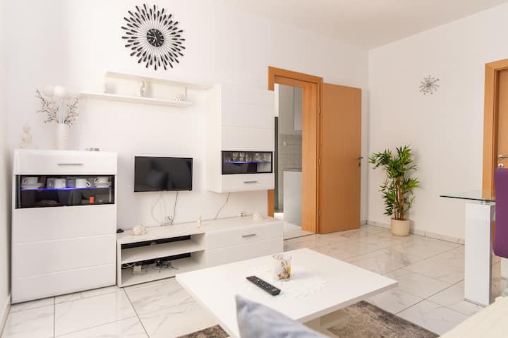 Sunny Sea View Bungalow - Your Private Paradise - Primošten