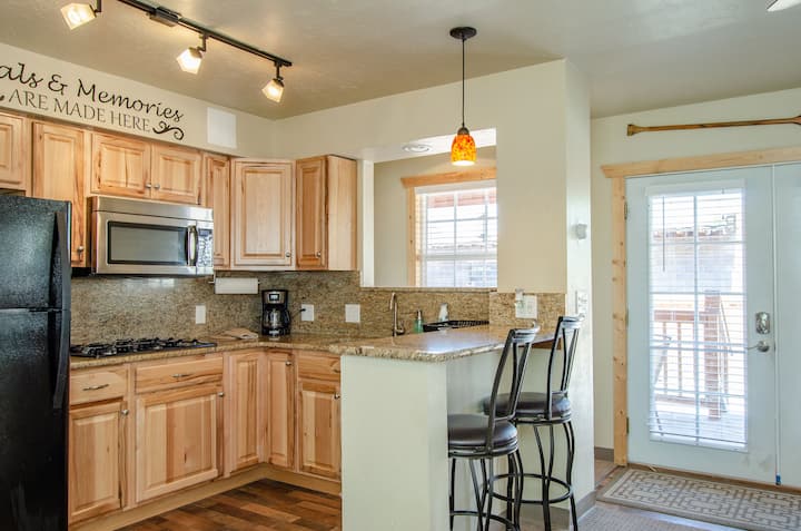 Cedar Wood Escape-apartment - Cedar City, UT