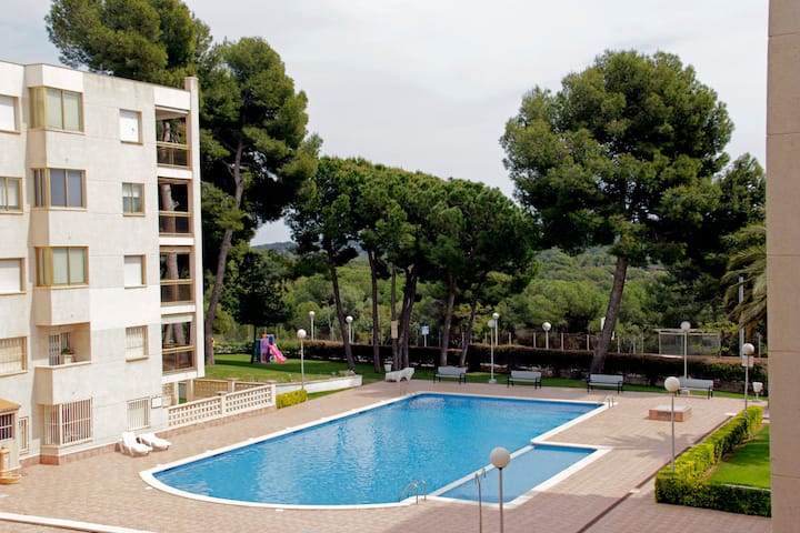 Sunny Apartment ‘Platja Llarga’ Beach - Salou